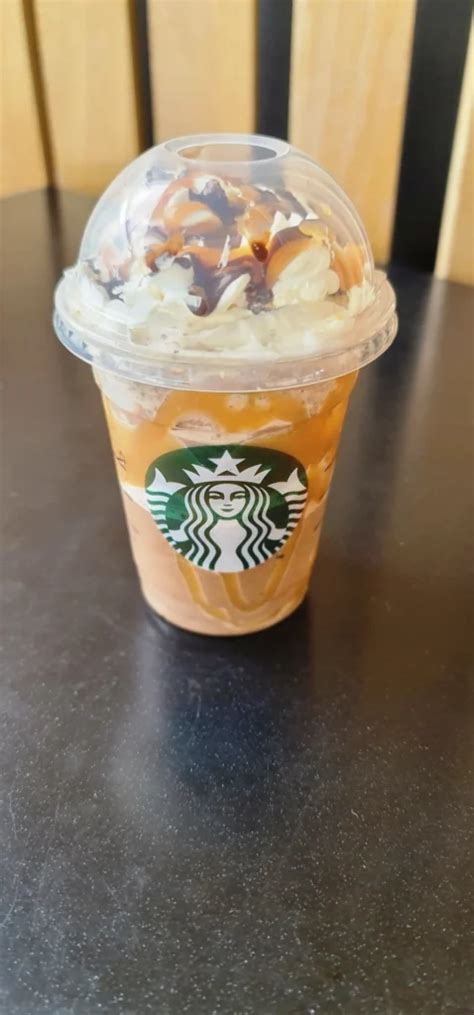 Cómo Preparar El Frappuccino Snickers De Starbucks