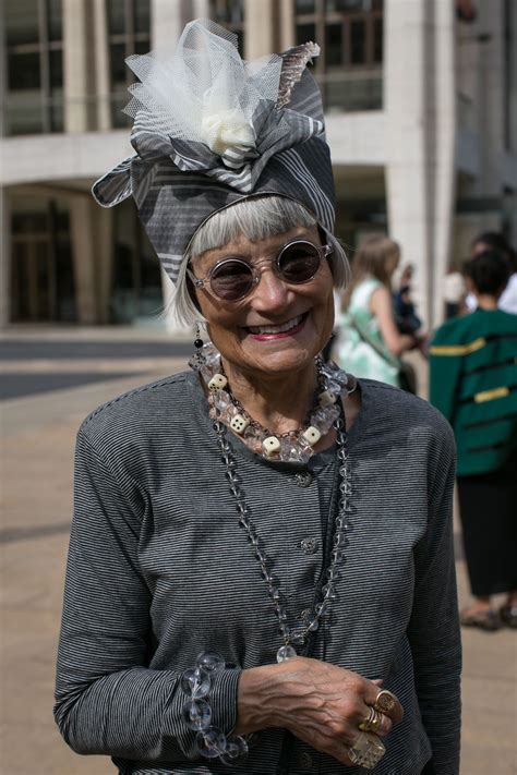 New York S Most Glamorous Grannies Inspire Book Dedicated To Senior