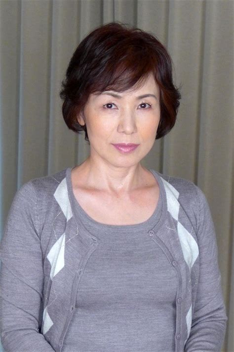 [tmrd 996] 熟妻 校の時の先生に、無理やり中出しされた妊活中の清純妻 父親が同窓会でいない夜、六十路の熟母に出しまくる中年息子