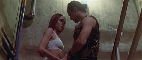 Nackte Angelina Jolie In Cyborg 2