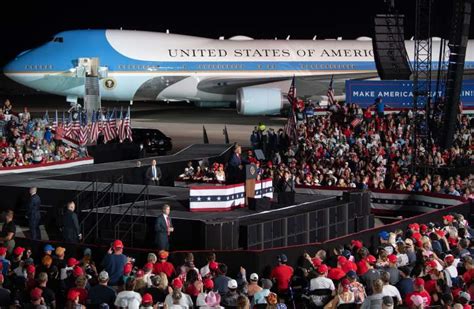 Trumps Florida Rally Attendance Sanford Crowd Size Photos