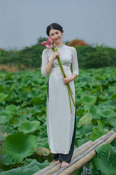 Thưởng Thức Nét đẹp Truyền Thống ảnh áo Yếm Hoa Sen Và Những Câu Chuyện