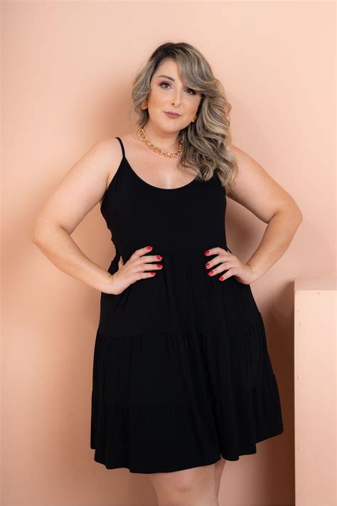 Vestido Curto Três Marias Preto Plus Size Chic E Elegante