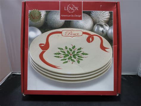 Lenox Holiday Carved Accent Plates Set Of 4 White Boxed 9 5 Peace