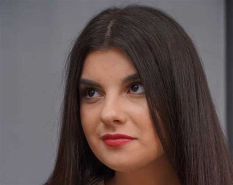 Get To Know Mickey Moor Biography Age Height And Net Worth Bio
