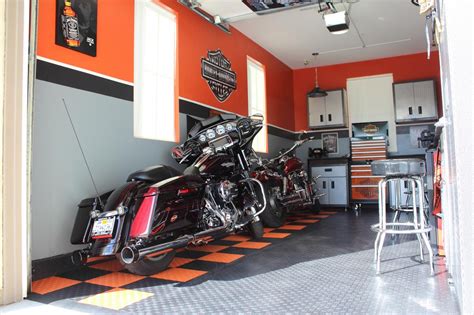 The Greatmats Garage Snap Tiles Feature An Easy Connection System
