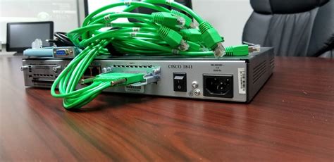 cisco access terminal server 1841 16x async serial ports ccna ccnp lab