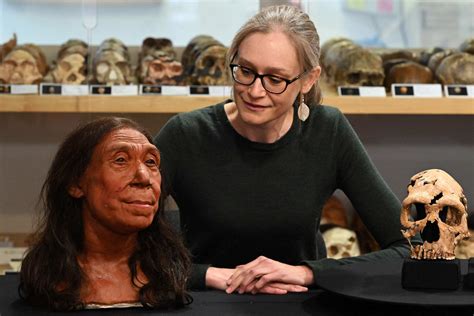 Face Of 75 000 Year Old Neanderthal Woman Unveiled By Uk Researchers
