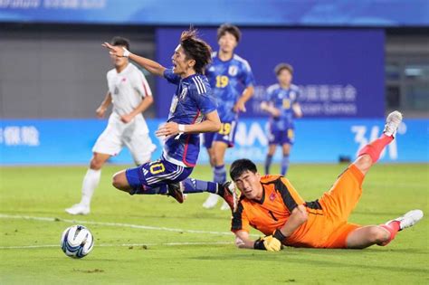 アジア大会サッカー 日本が北朝鮮下し4強入り 試合後北朝鮮が審判に激高 現地リポ杉谷拳士氏の後ろで大荒れ Sns話題「杉谷の後ろで」 サッカー