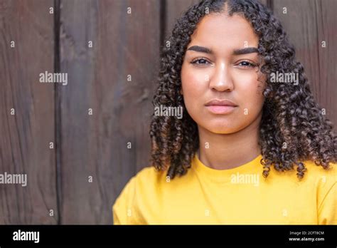 Raza Mixta Negra Fotografías E Imágenes De Alta Resolución Alamy