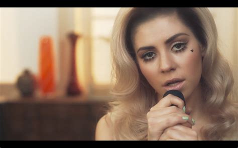 Marina And The Diamonds Starring Role Acoustic Version Premiere