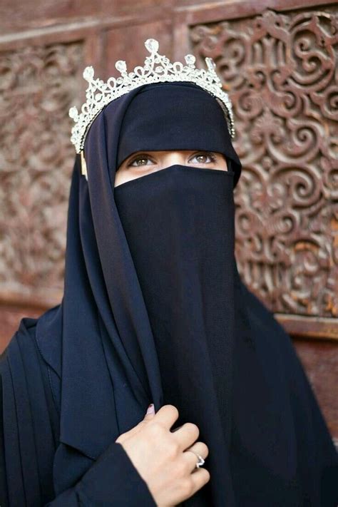 Pin By Nasreenraj On Niqap منتقبات Arab Girls Hijab Muslim Fashion