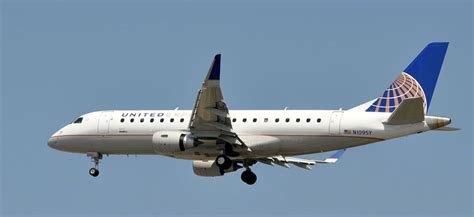 Embraer 170 United Seat Map Airportix