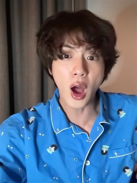 Bts Community Posts 💜🎀 ️💕🐹ジンくんタイム🐹💕 ️🎀💜 バンタンandarmyのみなさんこんばんは ジンくんおかえり