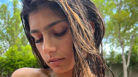 Mia Khalifa Saca Suspiros Posando Desnuda En Redes Sociales