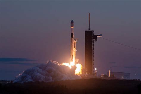 Spacex Will Break The Decades Old Double Launch Record On Friday The