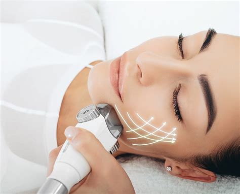Face Lifting Lpg Massage The Womans Face Shines With Youth And