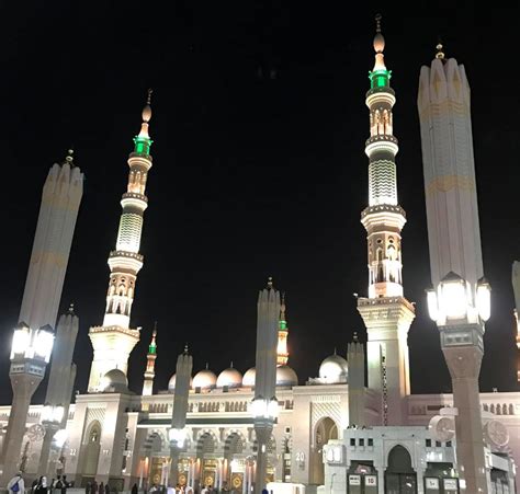إقامة أول صلاة تراويح في أول ليلة لشهر رمضان بالمسجد النبوي صحيفة