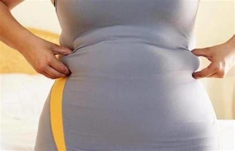 Nutrition Experts Reveal Why Belly Fat Is Dangerous To Health