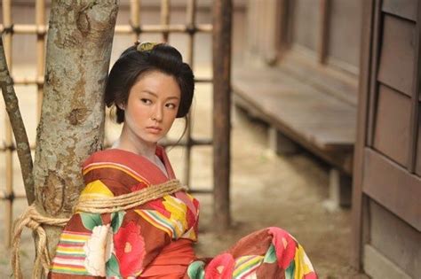 縄に縛られた姿が妙に艶っぽい 深田恭子のはんなり着物姿にクギづけの未解禁画像を公開！ 画像2 10 最新の映画ニュースならmovie
