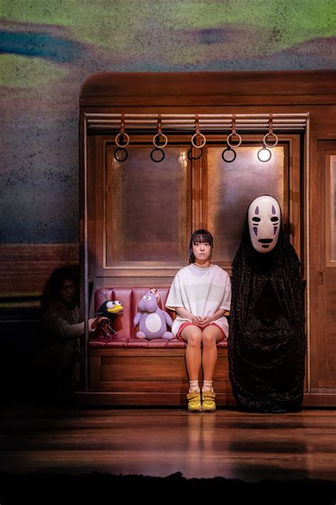 （写真）橋本環奈＆上白石萌音が喜びの声！ 舞台『千と千尋の神隠し』ロンドン公演開幕 エンタメ ニュース ｜クランクイン！
