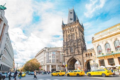 Praga República Checa 22 De Septiembre De 2018 Taxi Amarillo