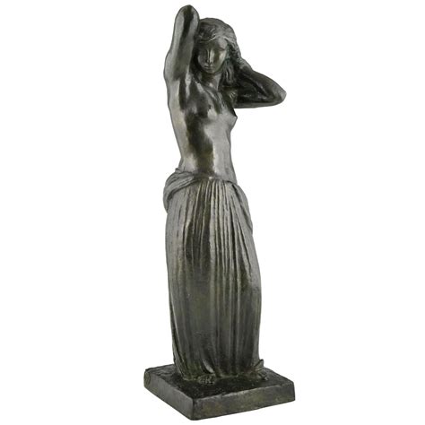 Bronzeskulptur Im Art Déco Stil Mit Akt Und Bogen Penthesilia Marcel