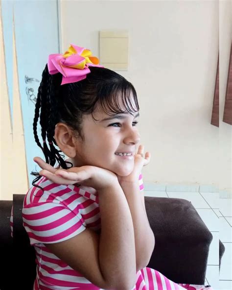 Jhúlia Mini Influencer On Instagram “ser Criança é Ter No Olhar O
