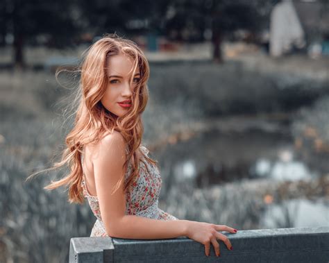 Portrait Depth Of Field Saulius Ke Women Women Outdoors Red Nails