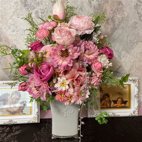 30％割引レッド系【在庫あり】 お花たっぷりフラワーアレンジメント♡赤ピンク系 フラワー ガーデン 日用品 インテリアレッド系 Ota On