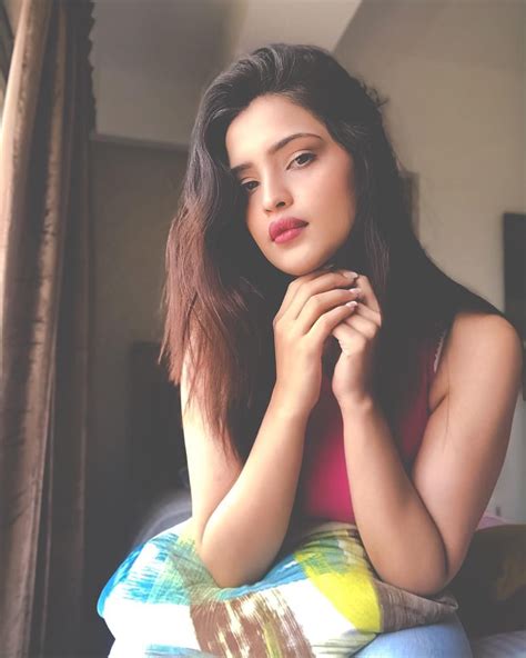 Pin By Axar On Mmodels344 Indian Actresses Actresses Mirror Selfie