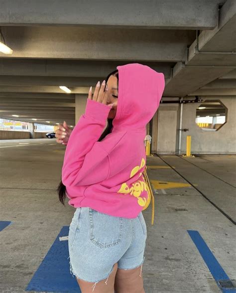ꜰᴏʟʟᴏᴡ ᴊᴀʟɪssᴀɴᴏᴜᴠᴇʟʟᴇ In 2024 Cute Swag Outfits Teen Fashion