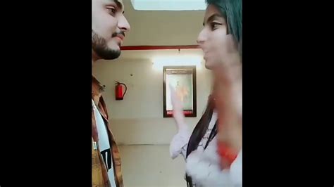 Hot Romantic Kissing Musically Tik Tok Relationship And Love Cute