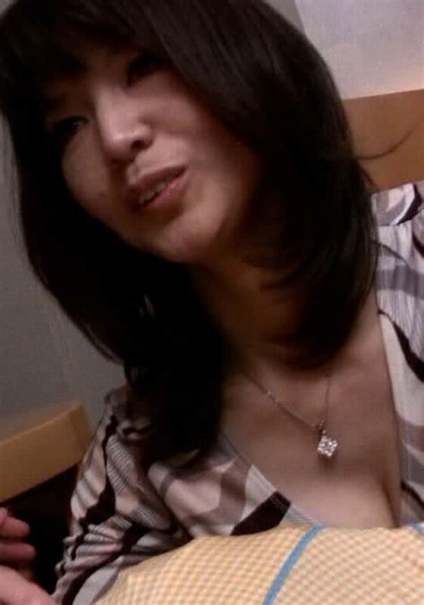 美魔女アンケートについてきたセレブ熟女が年下男性にうっかりその気になってハメ撮りsex！ エロ動画・アダルトビデオ Fanza動画
