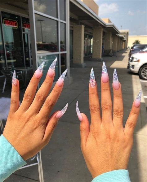 𝐏𝐢𝐧 𝐛𝐫𝐚𝐭𝐬𝐝𝐨𝐥𝐥𝐬🦋 Ongles Ongles Vernis