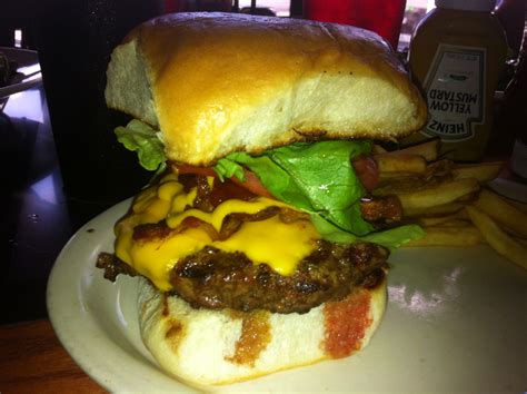 Search For The Best Burger Joint In Austin The Tavern