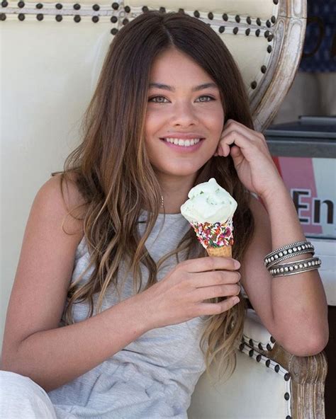 Celebridades Femeninas Por E Tvalens Laneya Grace De Lo Más Hermoso