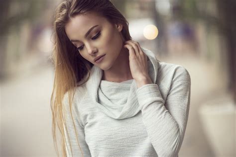 Fondos De Pantalla Blanco Mujer Modelo Rubia Pelo Largo
