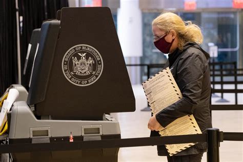 Number Of Early Us Voters Already Surpasses The Same Total Figure For 2016