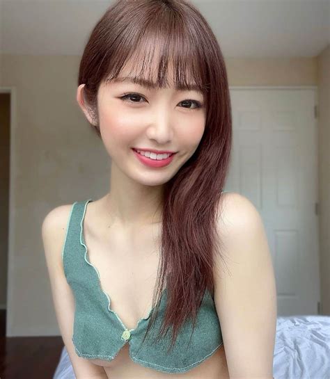 美音咲月さんのインスタグラム写真 美音咲月instagram 「おはよ。さむいからあったかくしてね。🐼💐‪‪ ・ ・ ・ おはよう