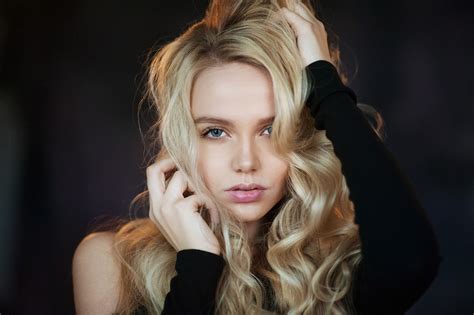 Papel De Parede Cara Mulheres Modelo Loiras Cabelo Longo Olhos