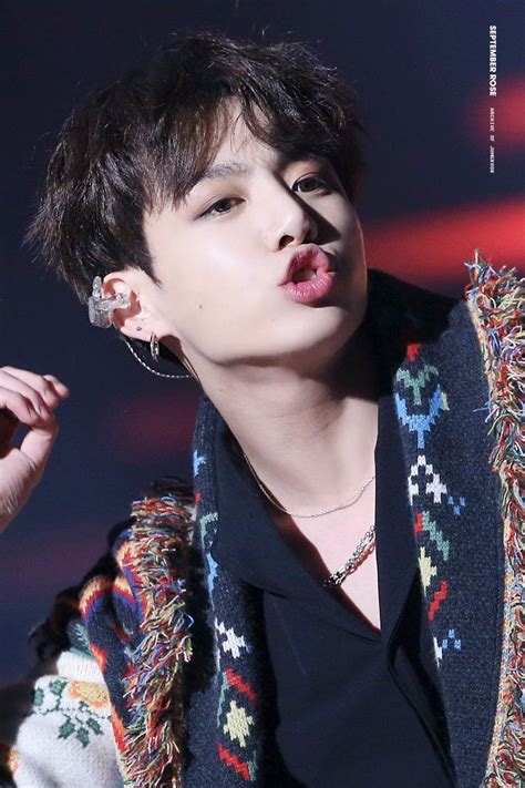 Jungkook Bts Mới Thực Sự Là Người Xứng đáng Với Danh Hiệu Em út Vàng