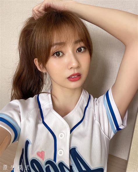 1999台灣 查生活百科 Opendata 台灣美女 人氣網紅 啦啦隊正妹 Joyce慈妹