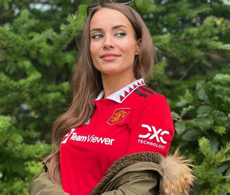 Galerie Foto ”cea Mai Sexy Fană” A Unei Echipe De La Cupa Mondială Cu