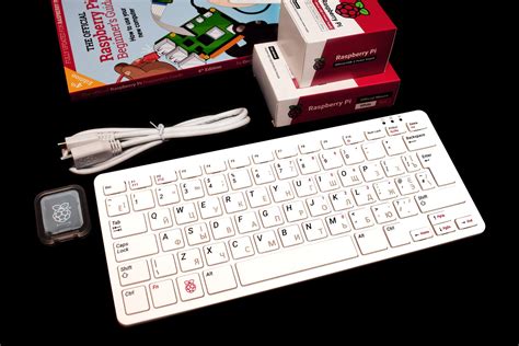 Купити raspberry pi 400 personal computer kit eu з безкоштовною