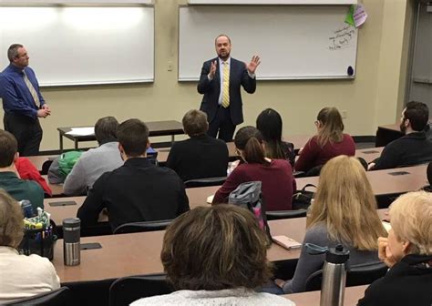 University Of Wisconsin Oshkosh — Fox Cities Университет Висконсина в