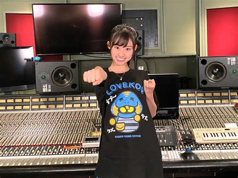 井本彩花と声優の伊藤美来によるデュエット曲『仮面ライダーリバイス』挿入歌「cherry Ish 」が早くも配信開始！ 日刊エンタメクリップ