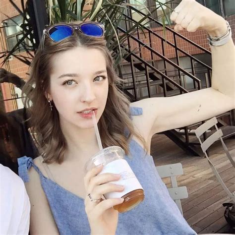ロシアの「仙女」留学生 美人で5カ国語ができる 中国網 日本語