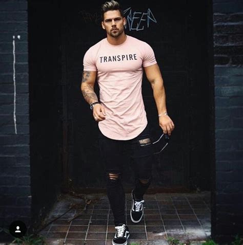 40 Easy And Sexy Sports Looks For Men Macho Vibes