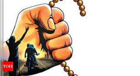 Crime Five Chain Snatching Cases Solved 3 Held Pune News Times Of